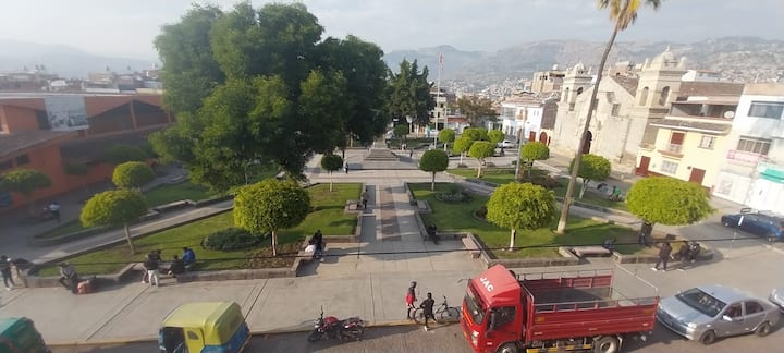 Zona Ideal, Todo Cerca, Balcón Al Parque - Ayacucho