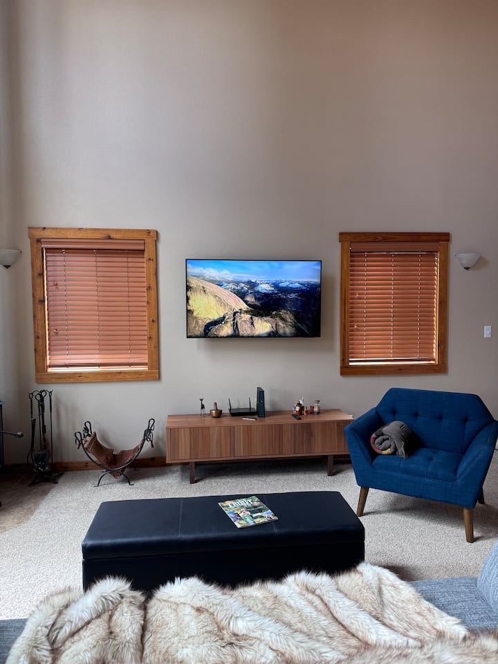 Pine Hawk - Luxury Cabin - Idaho Springs, CO