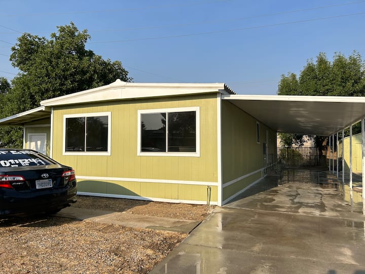 Newly Rehabbed Near Lake Perris - Perris, CA