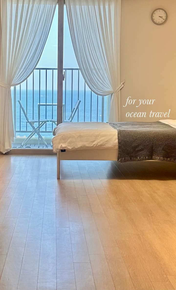 안녕, 강릉 영진/아름다운 바다/특별한 풍경/등대와 항구/야경/Netflix - Gangneung-si