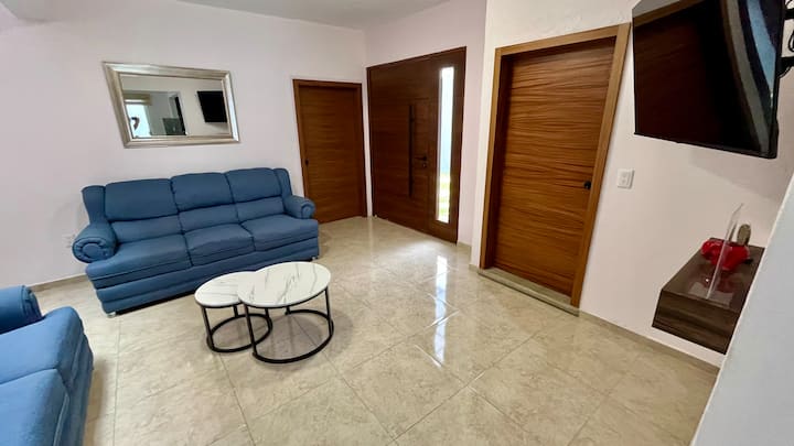 Casa Sola Con Alberca En Jiutepec - Jiutepec