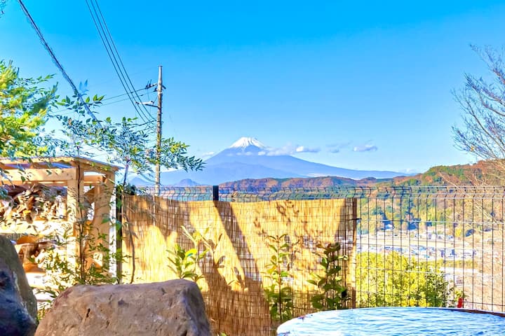 Mt Fuji Views | Private Sauna Retreat Near Tokyo - Izu