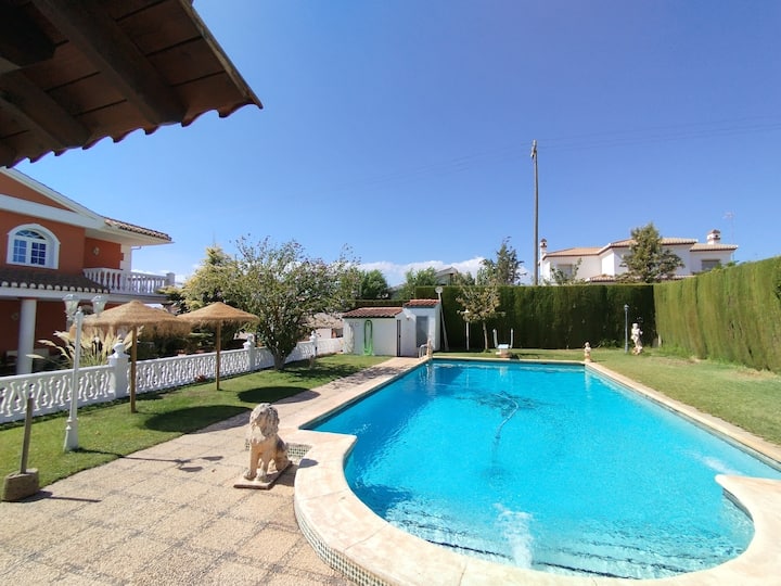 Casa En Granada Con Maravillosa Piscina - Monachil