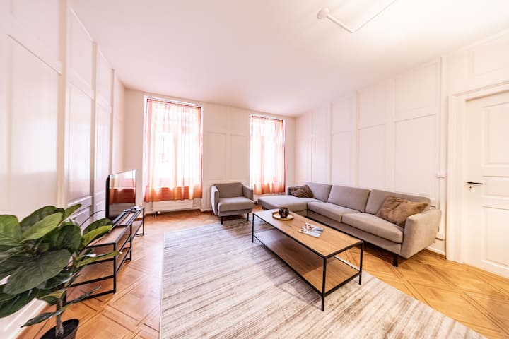 The R Apartment Hurbig - Old Town Schaffhausen - Jestetten