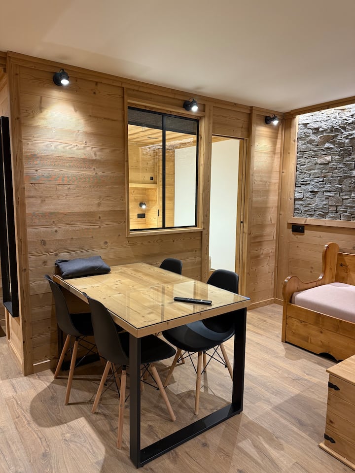 Appartement Style  Chalet  Luxe 11 - Courchevel Le Praz, France
