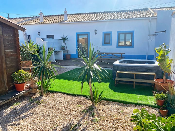 Seaside Home W/ Private Jacuzzi, Garden & Bbq - Sagres