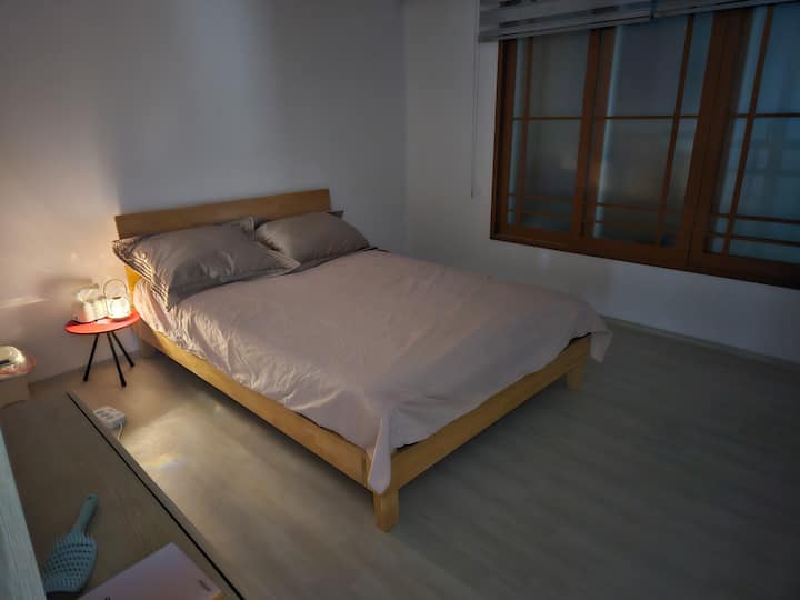 오픈특가)3룸,3베드,교통좋음,무료주차, 장기투숙 할인,취사/세탁가능, 조용함,최대5명 - 부산광역시