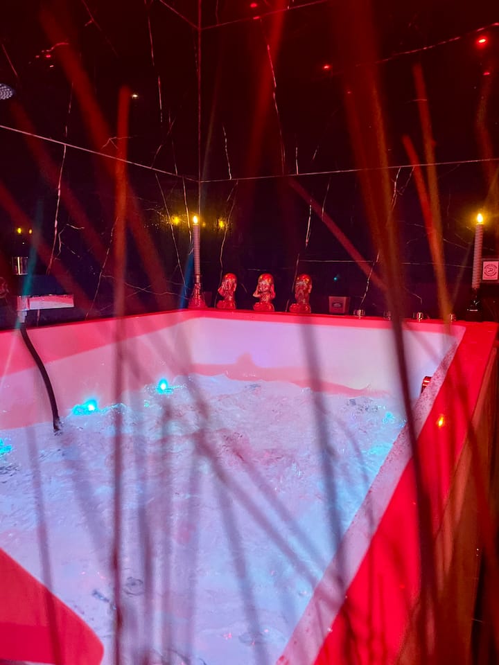 Jungle Love Room De L’hermitage ~ Balnéothérapie ~ - Tain-l'Hermitage