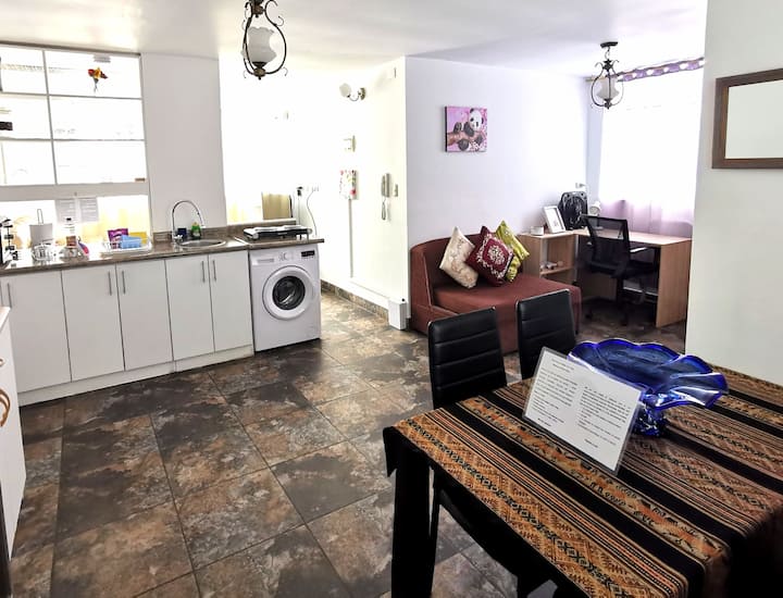 Spacious And Comfortable.own Terrace.close To Mall - Lima