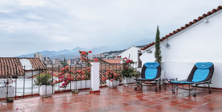 Casa En Centro Histórico Con Terraza  San Antonio - Cali