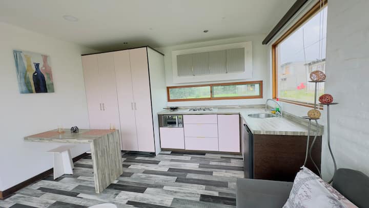 Mini Casa Minimalista - Quito
