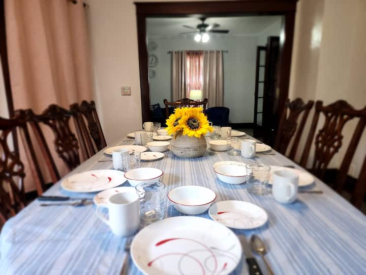 Spacious 4br Home On 9th - Niagara Falls