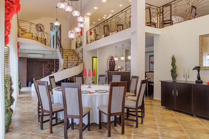 Conacul Gradina Cu Visini - Party Snagov - Cornu