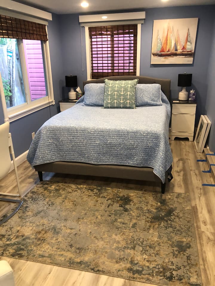 The Whale Room - Fort Lauderdale, FL