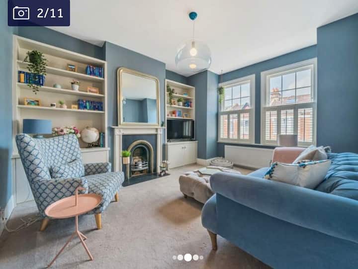Beautiful 3 Bedroom Home In London - London