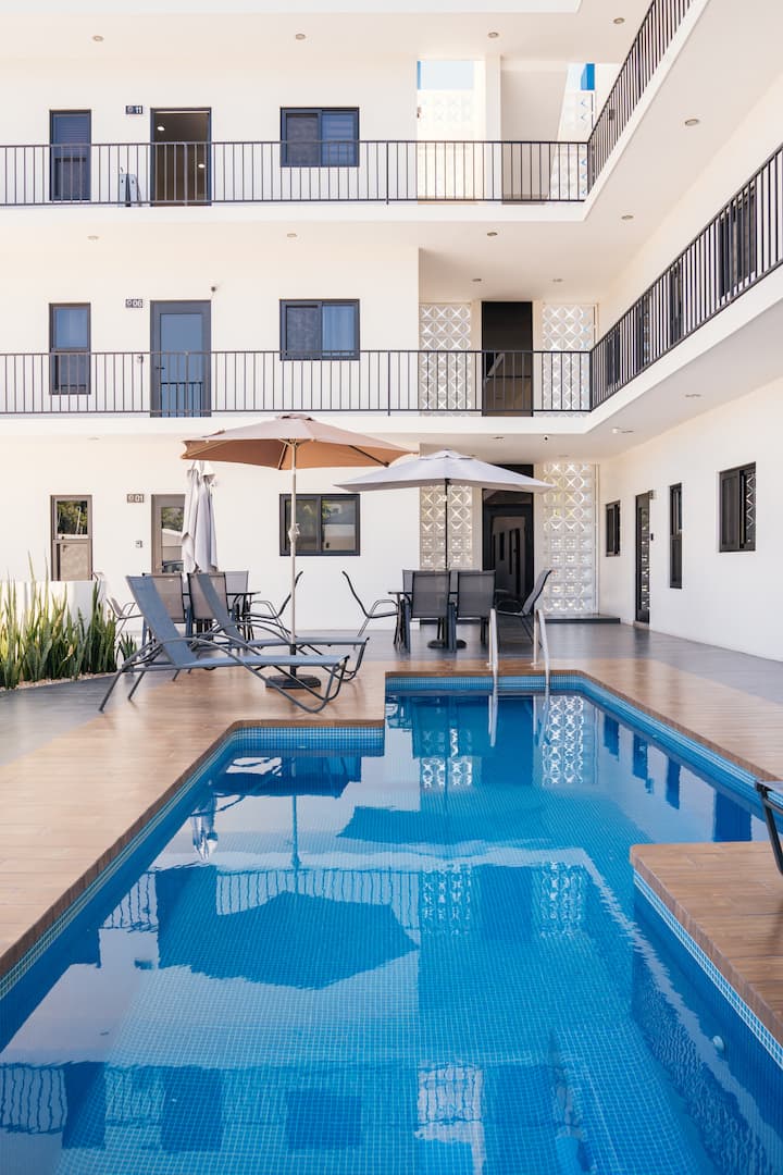 Suite Cerca Del Malecón Estacionamiento Y Alberca - La Paz