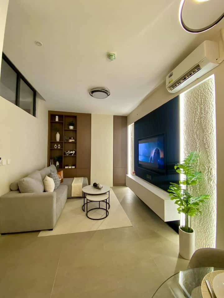 New Modern Condo (Pool Level) Near It Park - Cebu City