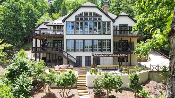 The Château On Lanier - Gainesville, GA