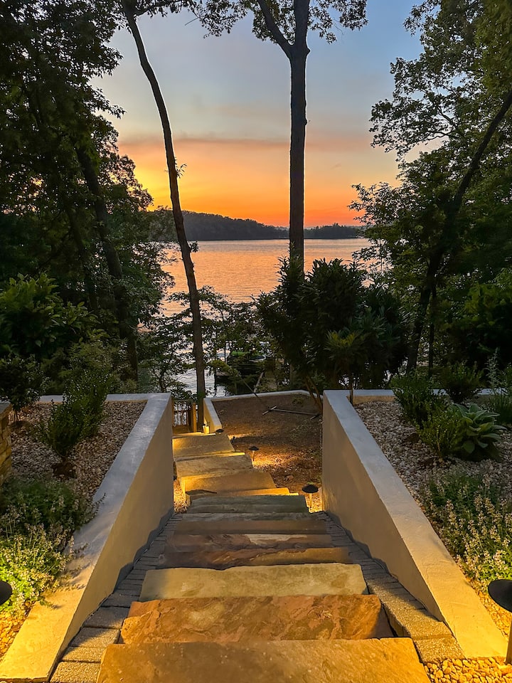 The Château On Lanier - Lake Lanier, GA