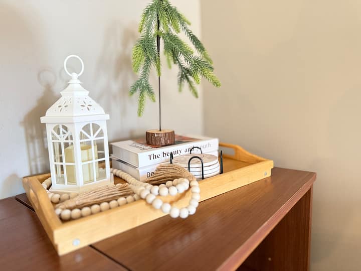 Beautiful Kitchen 4br/2ba | 2 Living Rooms | Mall - Springfield, IL