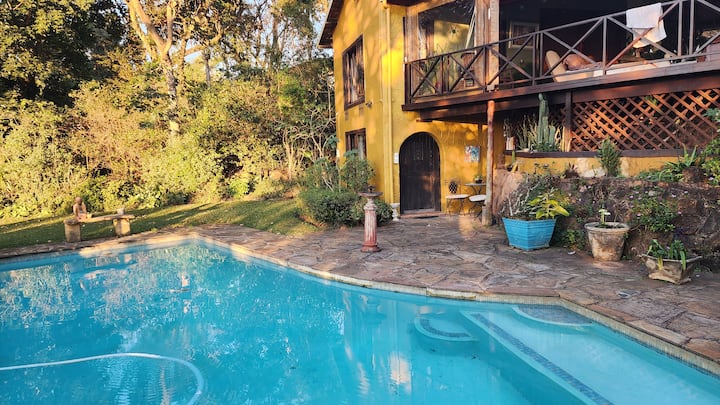Serene House Overlooking Gorge.... - Pinetown