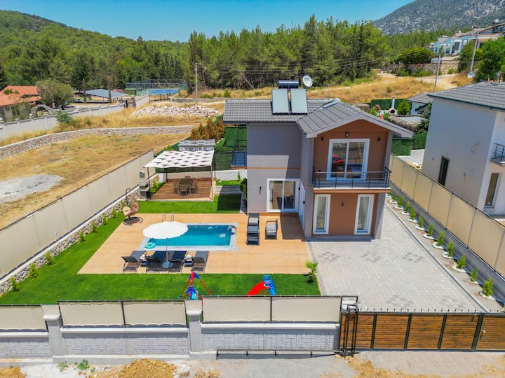 Doğayla Iç Içe Sakin Bir Villa Sizleri Bekliyor - Ölüdeniz