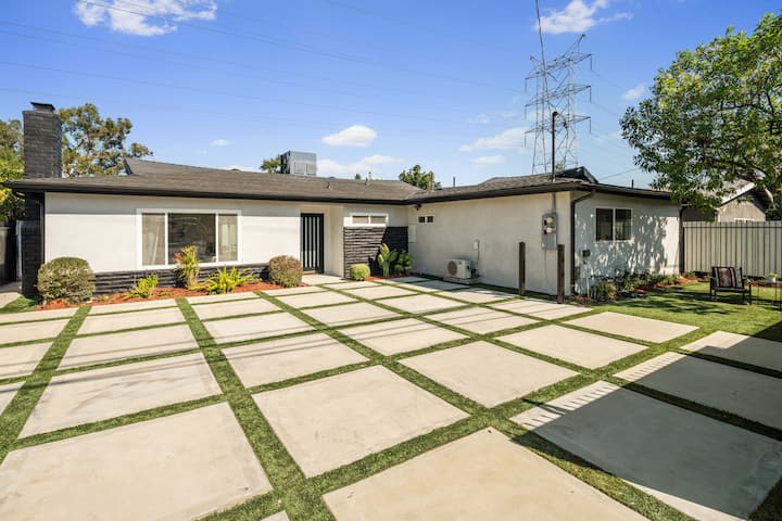 Sweet House - Northridge - Los Angeles
