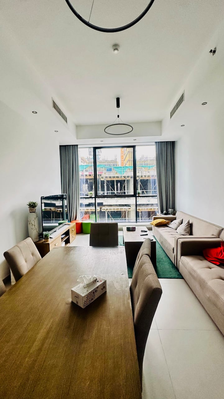 Comfortable City Stay Near Beach Caféś & Jet Boat - Sharjah