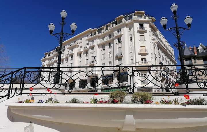 Meublé Location Au Mois - Châtel-Guyon