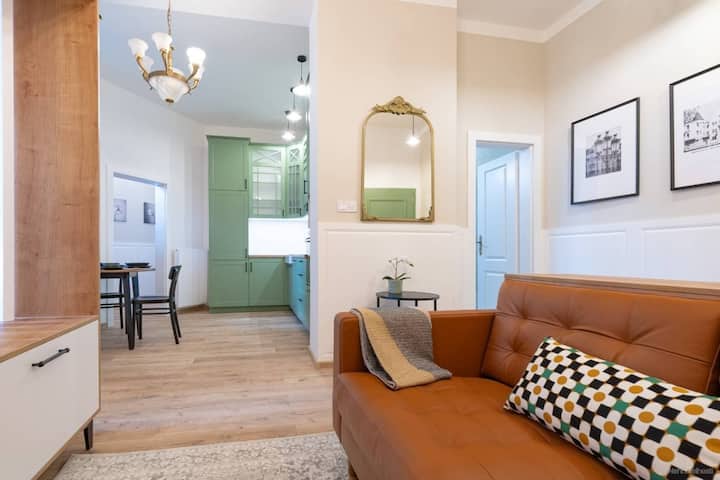 Tost Palace - Centrum Apartment & Private Parking - Košice