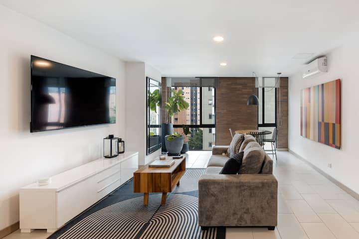 Central Laureles With A/c & Fast 500mbps Wifi - Prado