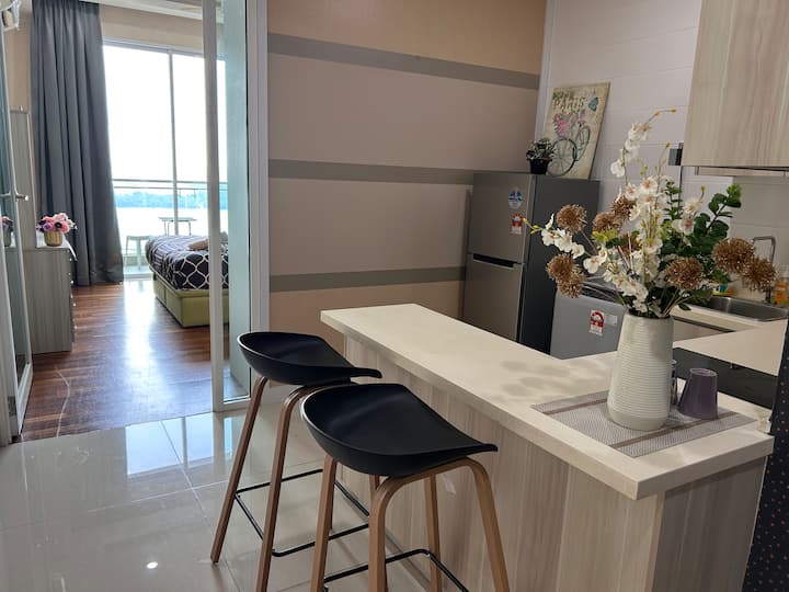 Fancy Seaview 1 Bedroom Jb Central 2+1 Pax - Johor Bahru