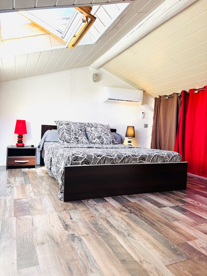 Loft Mezzanine Centre-ville - アレス