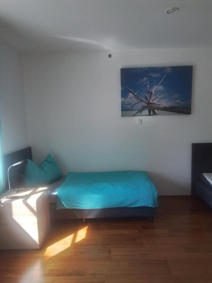 Möbliertes Zimmer - Erding