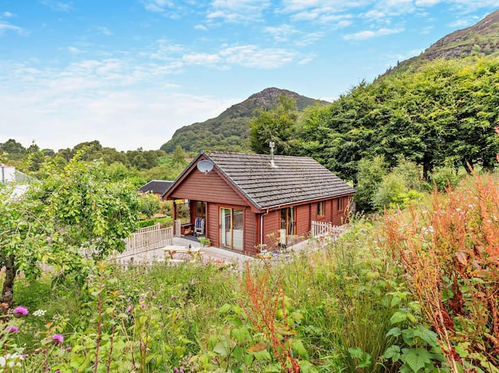 2 Bed In Strome Ferry (Oc-94921) - Skye