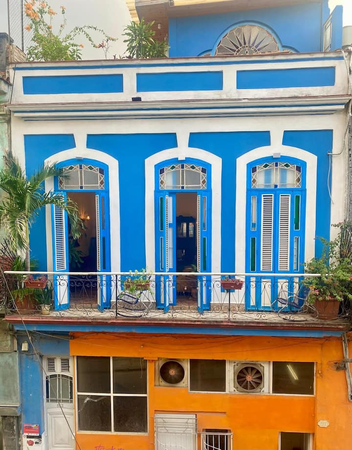 Avana Centro Piano Attico Fronte Piscina - Havana
