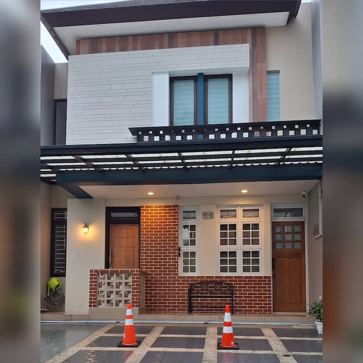 Lovelystay At Regentown Across Ice Bsd - Jakarta