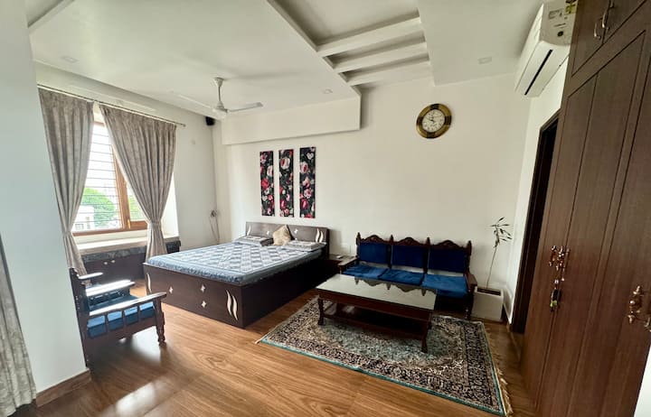 1 Bhk Spacious Studio Apartment - Udaipur