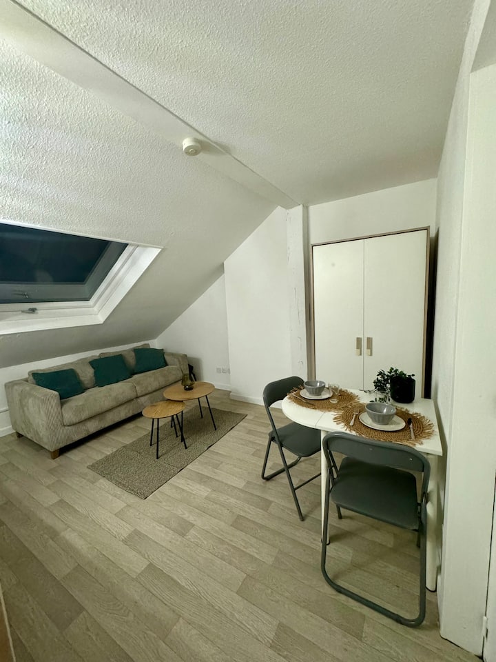 Studio La Tête Dans Les éToiles - Metz