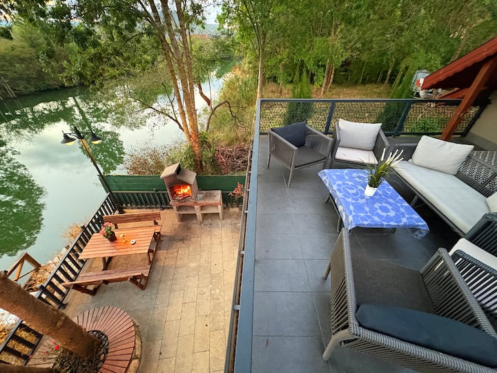 Nehir'e Sıfır, Teraslı, Verandalı,şömineli,villa - Ağva Merkez