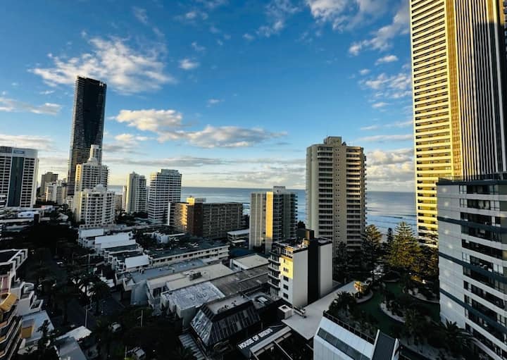 Heart Of Surfers-private Studio - Gold Coast
