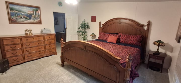 Peaceful Creekside Home W/ Sauna Near Greeneville - David Crockett Birthplace State Park, Limestone