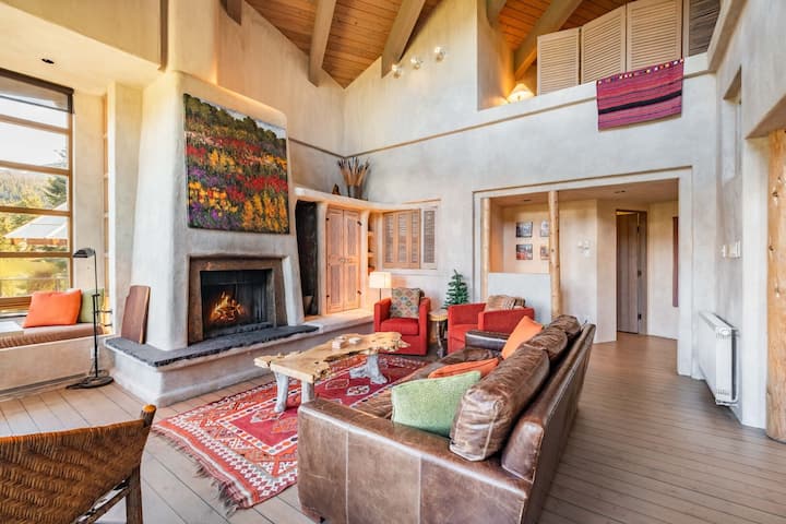 Panoramic Views | Private Hot Tub | Bbq | Parking - Whistler