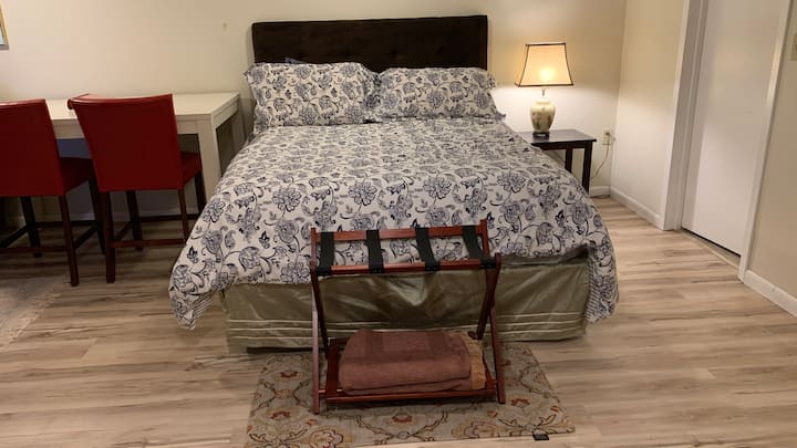 Musical Manor Apartment  W/rehearsal Space! - Bethlehem, PA