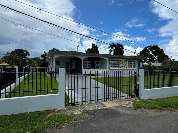 Bundle House And Guest House - Puerto Rico