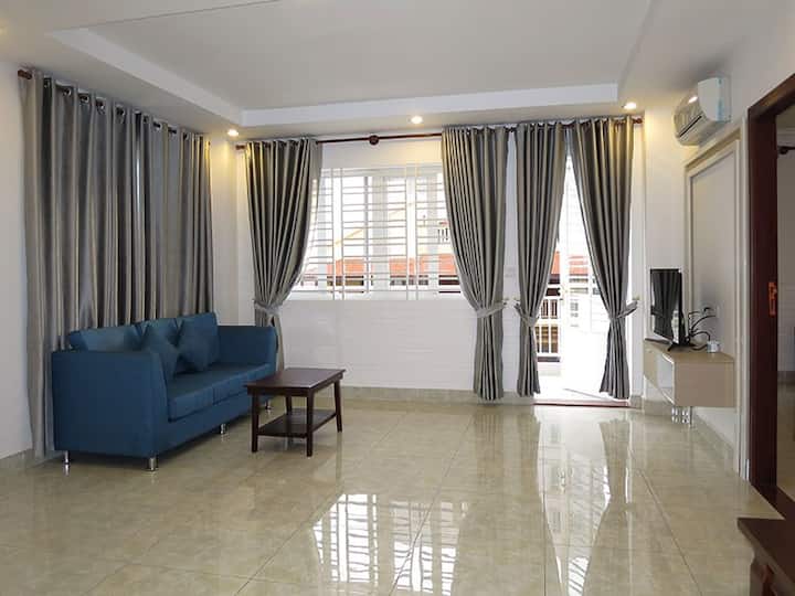 2 Br Apartment In Cbd - Upper Ground Floor - Phnom Penh