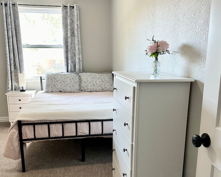 Private Room3: Cozy East-dallas - Dallas