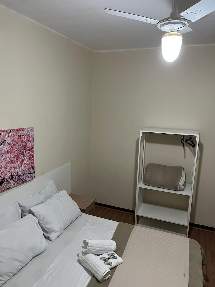 Suíte Completa Com Banheiro Privativo Centro - Nova Friburgo