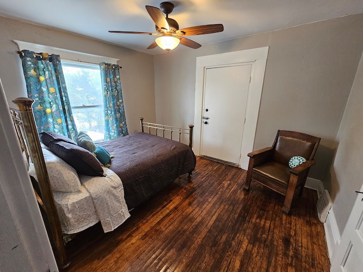 Kindred House - Des Moines