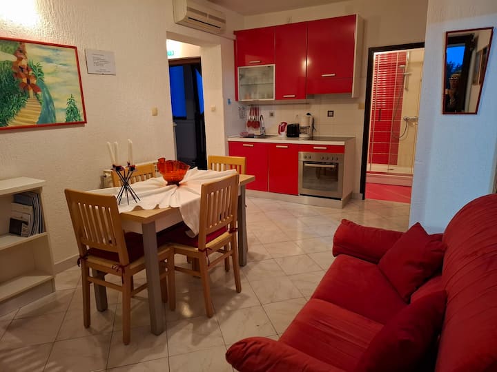 Stan Mali Losinj
Dvosobni S Pogledom Na Vrt I More - Mali Lošinj